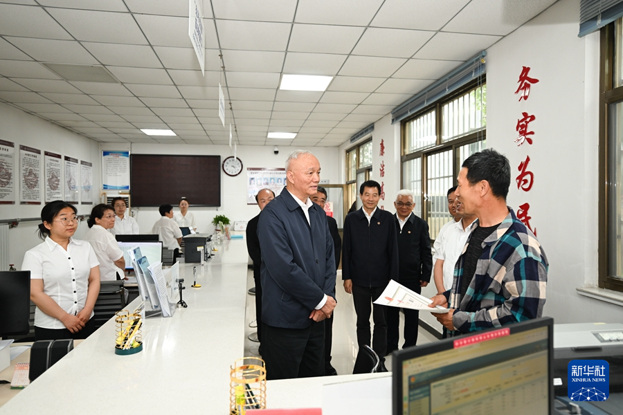 蔡奇在河北唐山市调研时强调 坚持问题导向和严的标准 分类指导推动学习教育走深走实 - 求是网